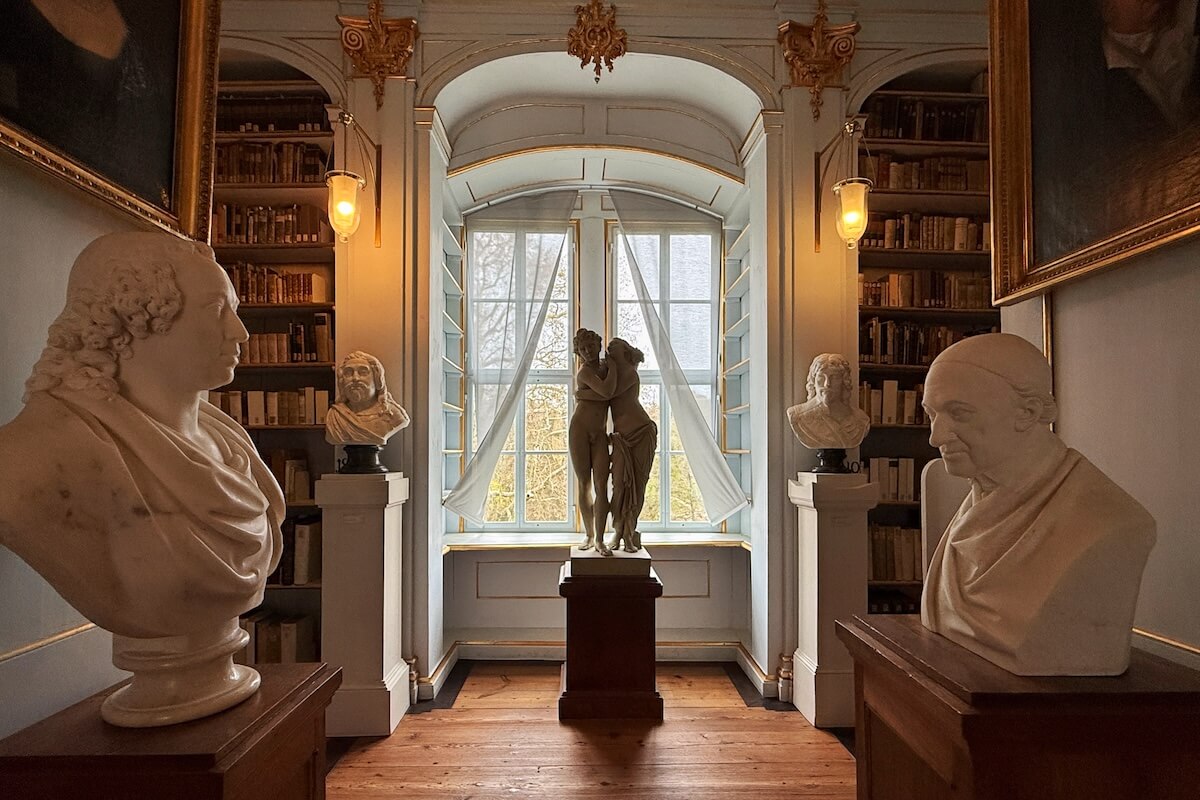 Die Herzogin Anna Amalia Bibliothek in Weimar | musermeku